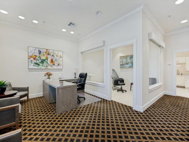 153 Enterprise Drive # 2204