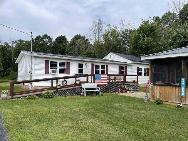 153 Kinnie Rd, Massena, NY 13662