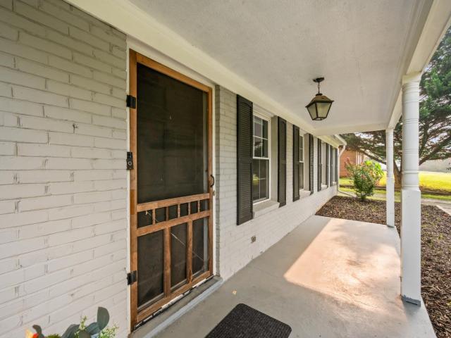 153 Holcombe Road