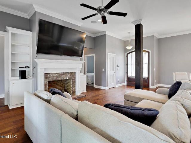 153 Hampton Hills Boulevard