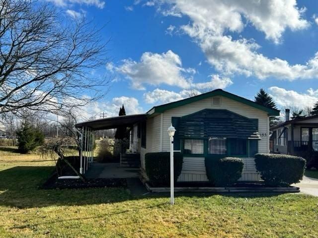 153 Hickory Cir, Elyria, OH 44035