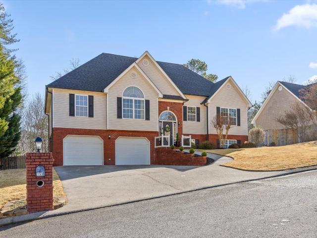 153 Hidden Oaks Drive