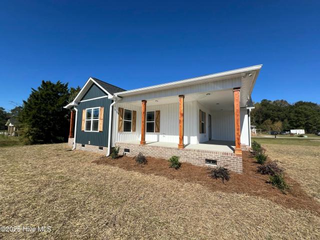 153 Hillside Street