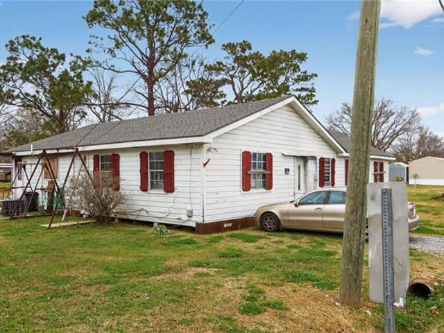 153 Louise Ln, Houma, LA 70364 | MLS #2545 | Compass