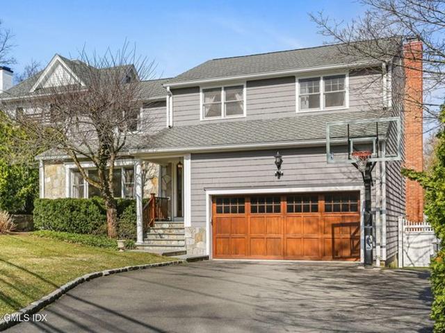 153 Lockwood Rd, Riverside, CT 06878