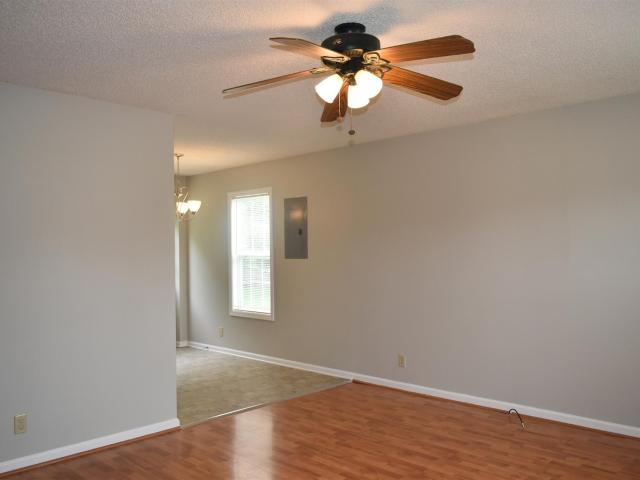 153 Monarch Ln