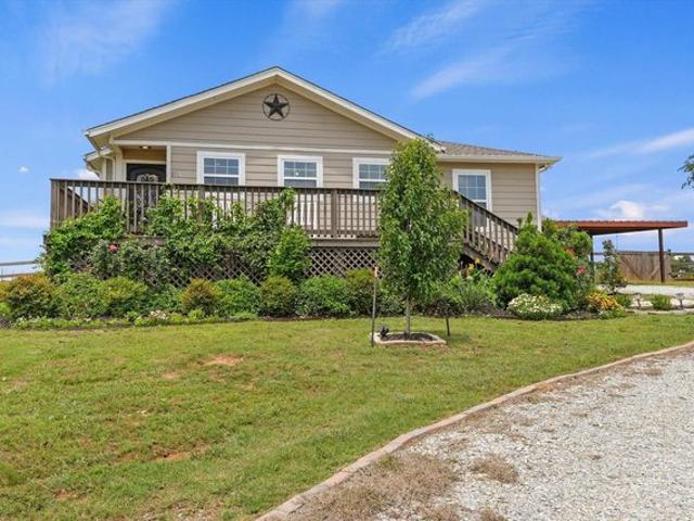 153 McCrae Ln, Boyd, TX 76023