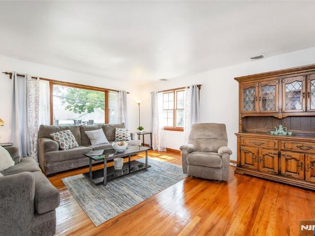 153 Notch Road