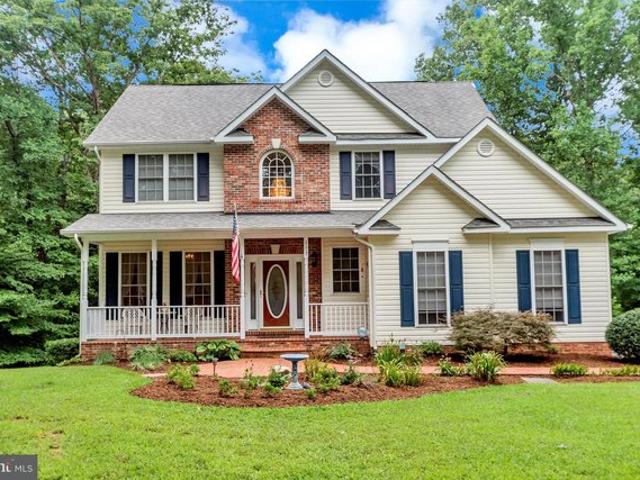 153 Nottingham Dr, Fredericksburg, VA 22406