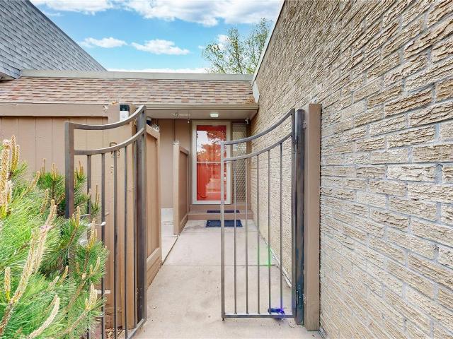 153 S Vance Court