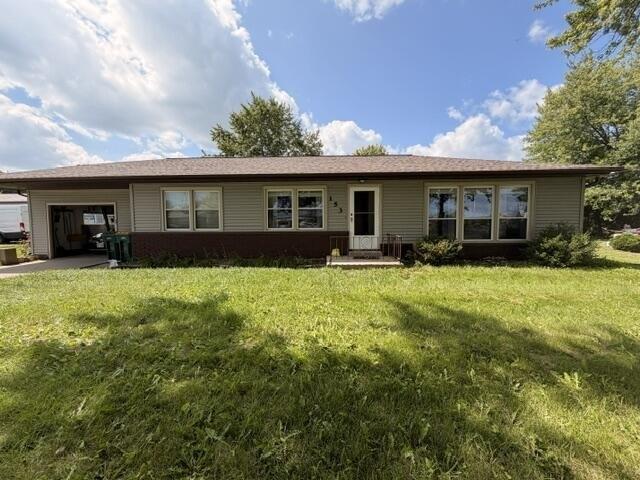 153 S Foster St, Saukville, WI 53080