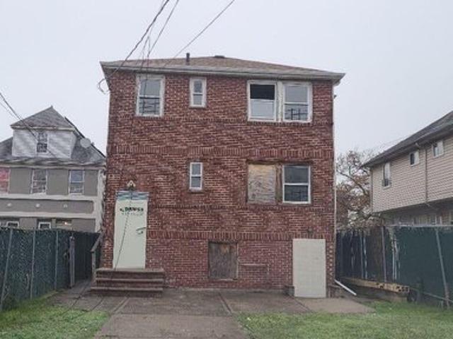 153 South Ave, Staten Island, NY 10303