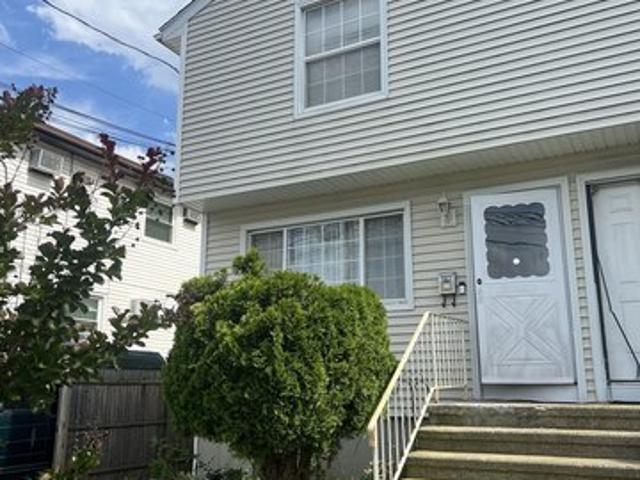 153 Shell St, Bridgeport, CT 06605