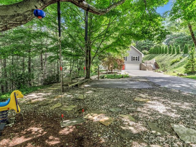 153 Skyview Circle