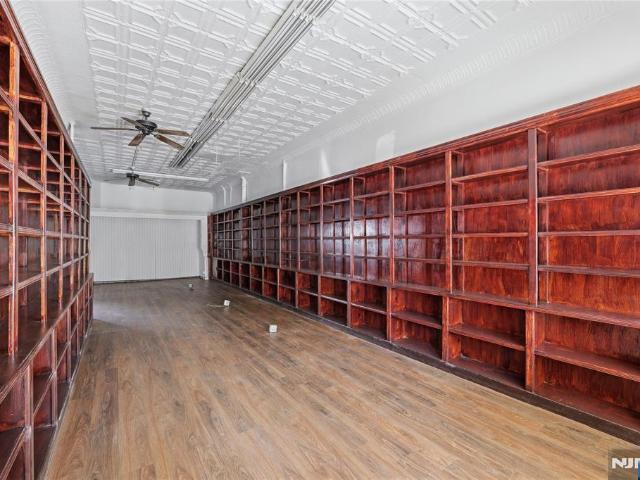 153 Sterling Avenue # 1st floor