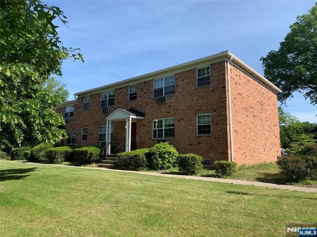 153 Park Ave, Unit 153C, Park Ridge, NJ 07656 | MLS #26011 | Compass