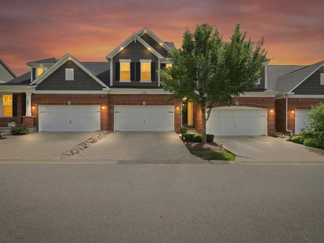 153 Roslyn Place