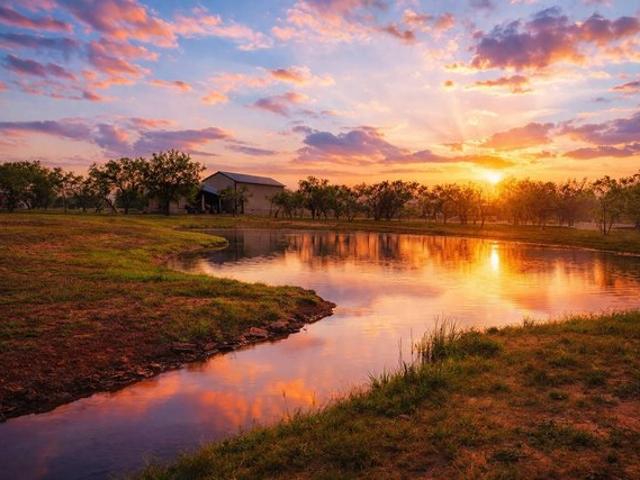 153 Resort Ct Unit 153, Fredericksburg, TX 78624