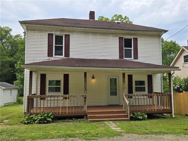 153 Ridgewood Dr, Amsterdam, OH 43903