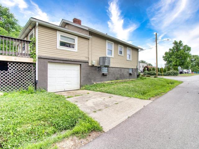 153 Waits Avenue