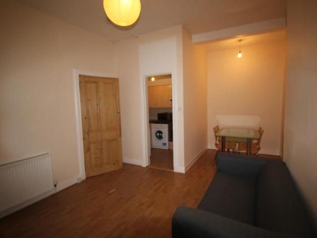 15/3, Wardlaw Street, Edinburgh EH11, 1 bed flat to rent, £950 pcm | PrimeLocation