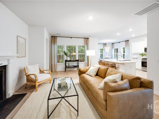 153 Weyview Gardens