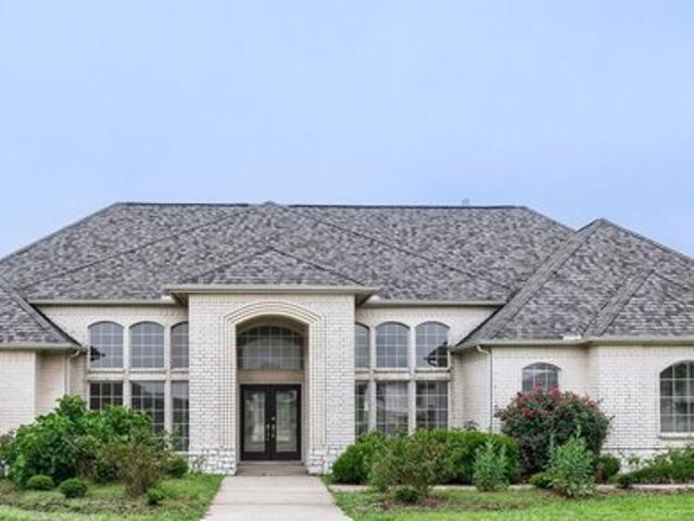 153 Whispering Winds Dr, Gunter, TX 75058
