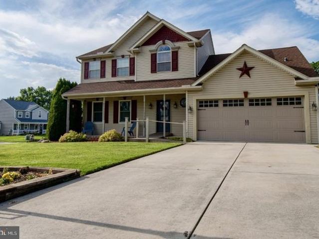 153 Timber Ln, Hanover, PA 17331