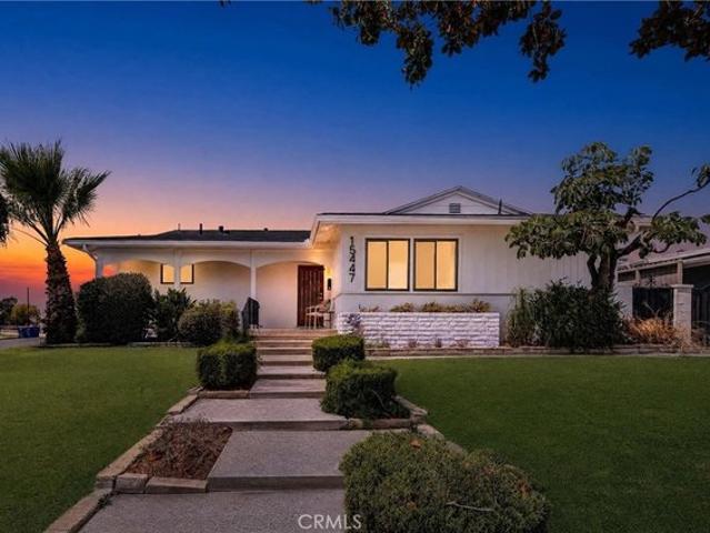 15447 Alondra Blvd, La Mirada, CA 90638
