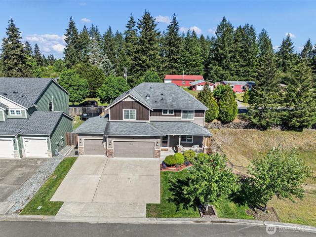 15445 Kayla St SE