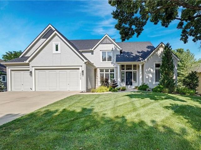 15448 Iron Horse Cir, Leawood, KS 66224