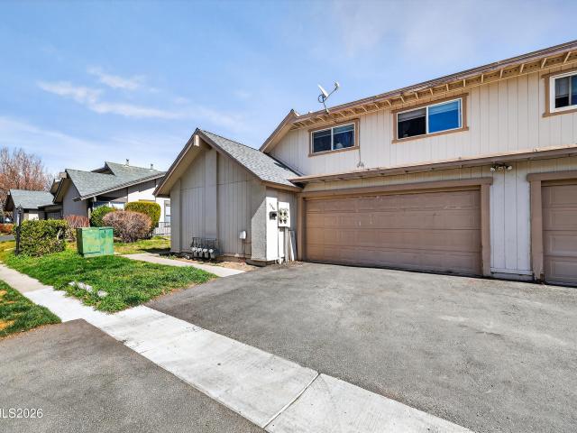 1544 Chester Square, Sparks, NV 89431 | MLS #260003