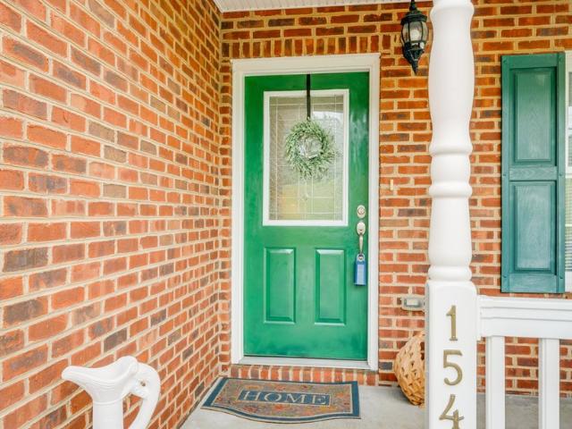 1544 E Main St