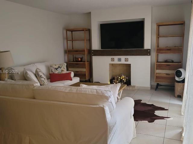 1544 Forest Lakes Cir, Unit D, West Palm Beach, FL 33406 | MLS #A11998 | Compass