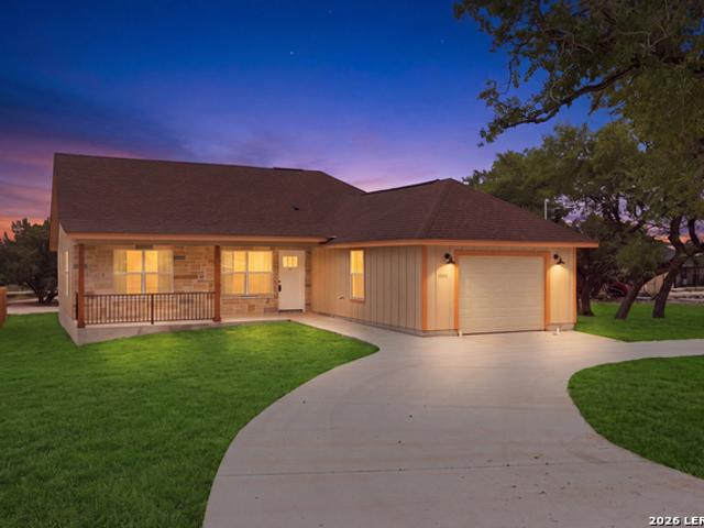 1544 Rimrock Cove