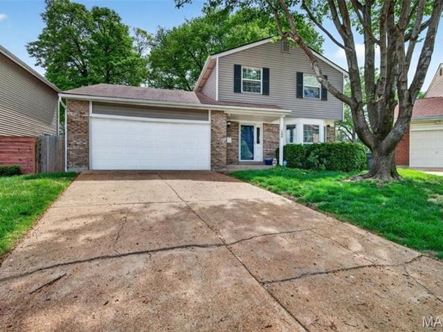 1544 St Vincent Ct, Saint Louis, MO 63104