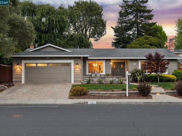 1544 Saint Helena Dr, Danville, CA 94526