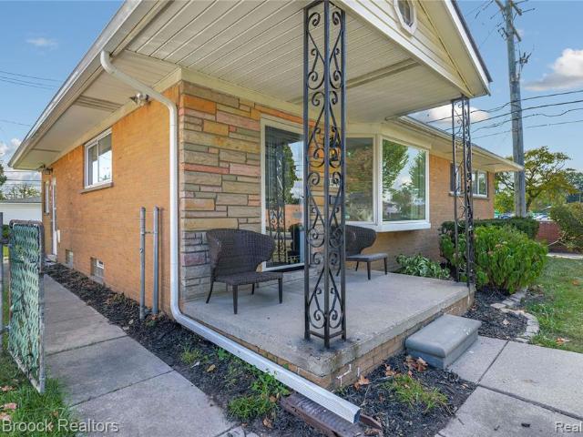 1544 Sheffield Road