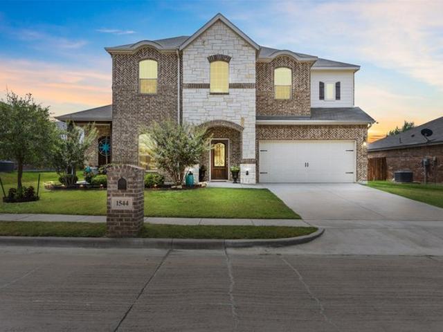 1544 Signature Dr, Weatherford, TX 76087