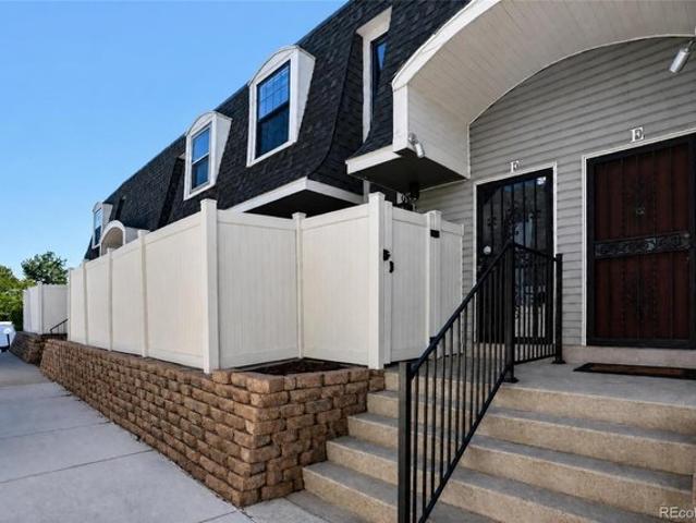 15451 E Wyoming Dr Unit F, Aurora, CO 80017