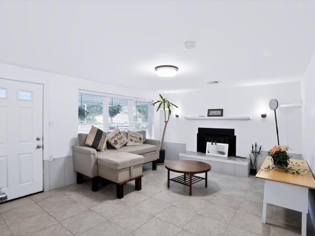 15454 Meith Street
