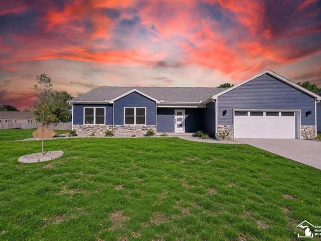 15458 Eastwood St, Monroe, MI 48161
