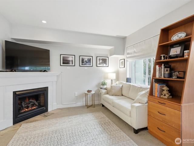 1545 NW 57th St, Unit 306, Seattle, WA 98107 | MLS #2513