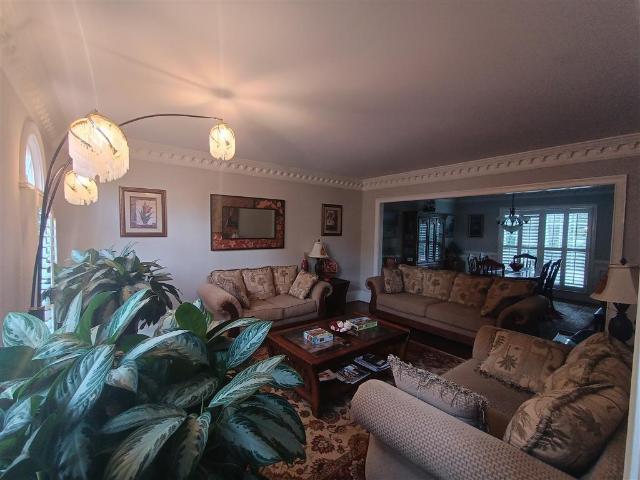 1545 Blyth Walk