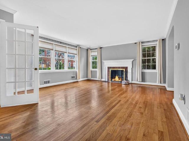 1545 Cottage Lane