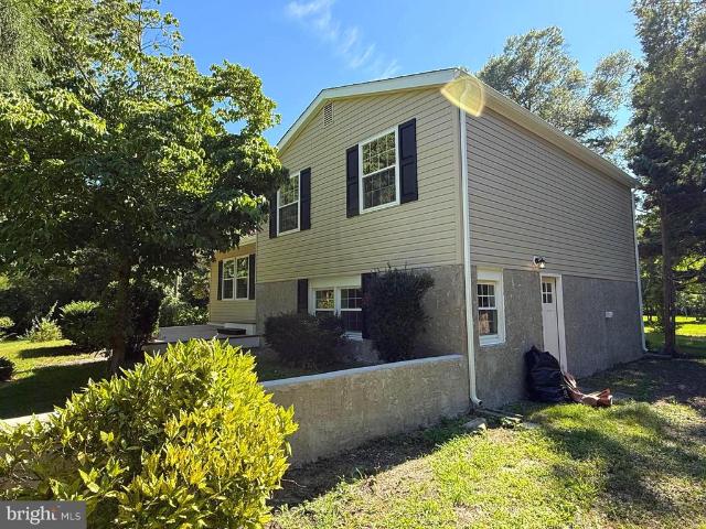 1545 E Buckshutem Road