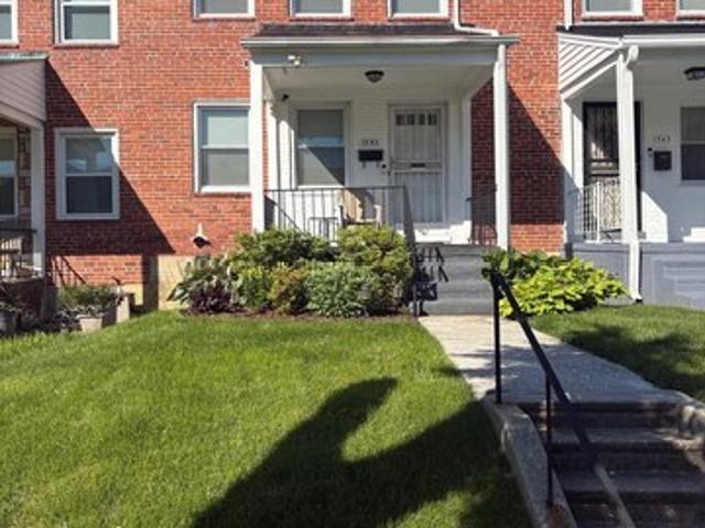1545 Gleneagle Rd, Baltimore, MD 21239