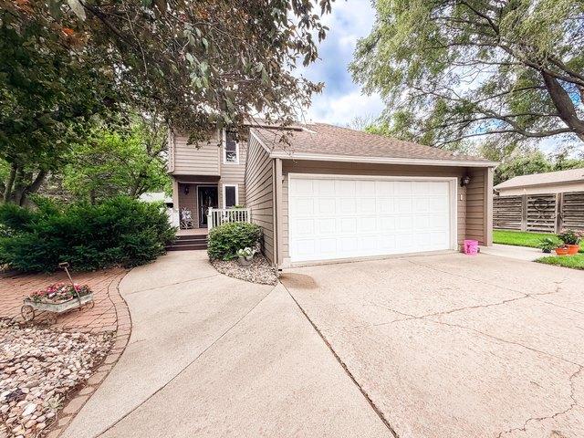 1545 Gridiron Pl, Huron, SD 57350