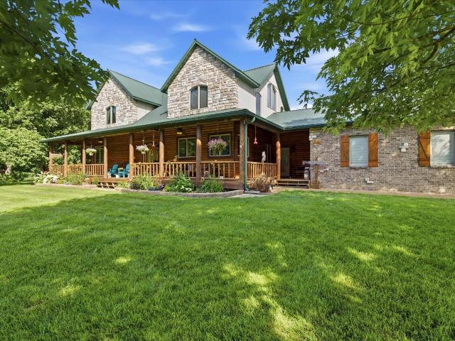 1545 Sandhill Lane