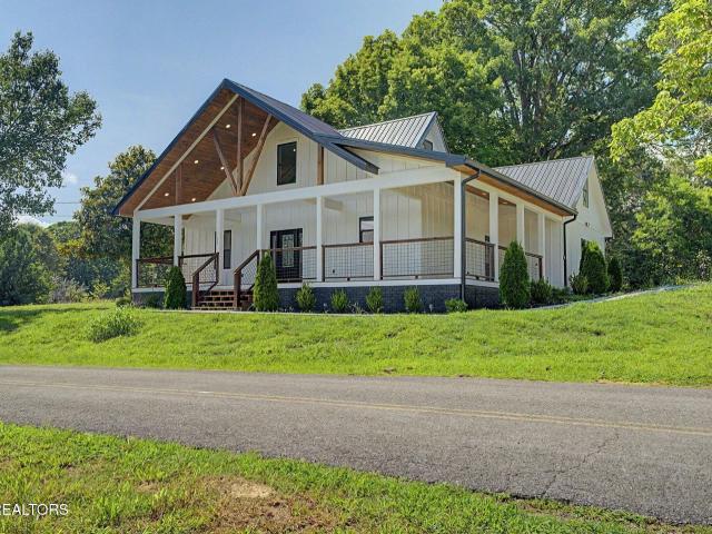 1545 Slover Springs Rd